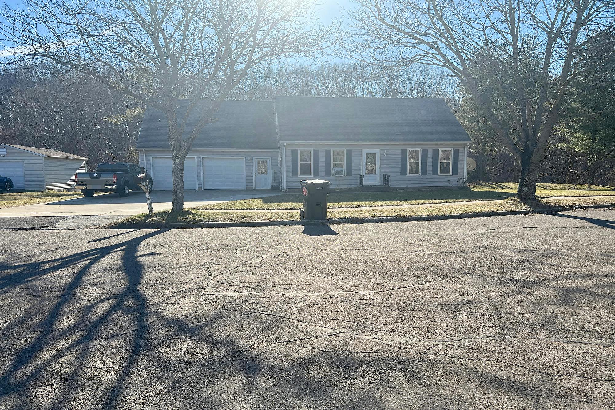 FAWN, MERIDEN, CT, 06451 | RealtyStore.com
